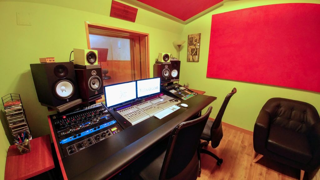 Fotos del estudio de grabación ROBIN GROOVE de Madrid